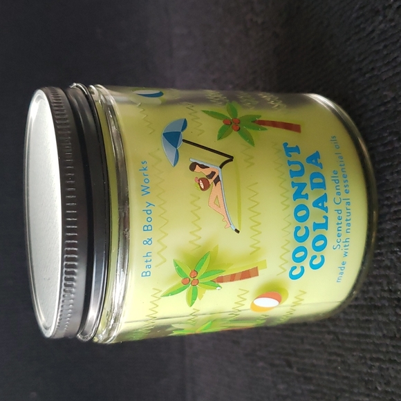 Bath & Body Works | Accents | 325 Bath Body Works Coconut Colada Wick Candle | Poshmark